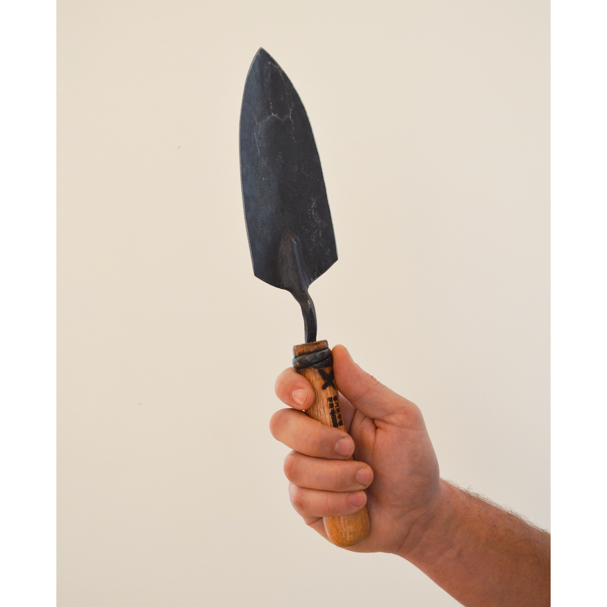 AMEICO - Official US Distributor of Master Shin's Anvil - #69 Hand Trowel